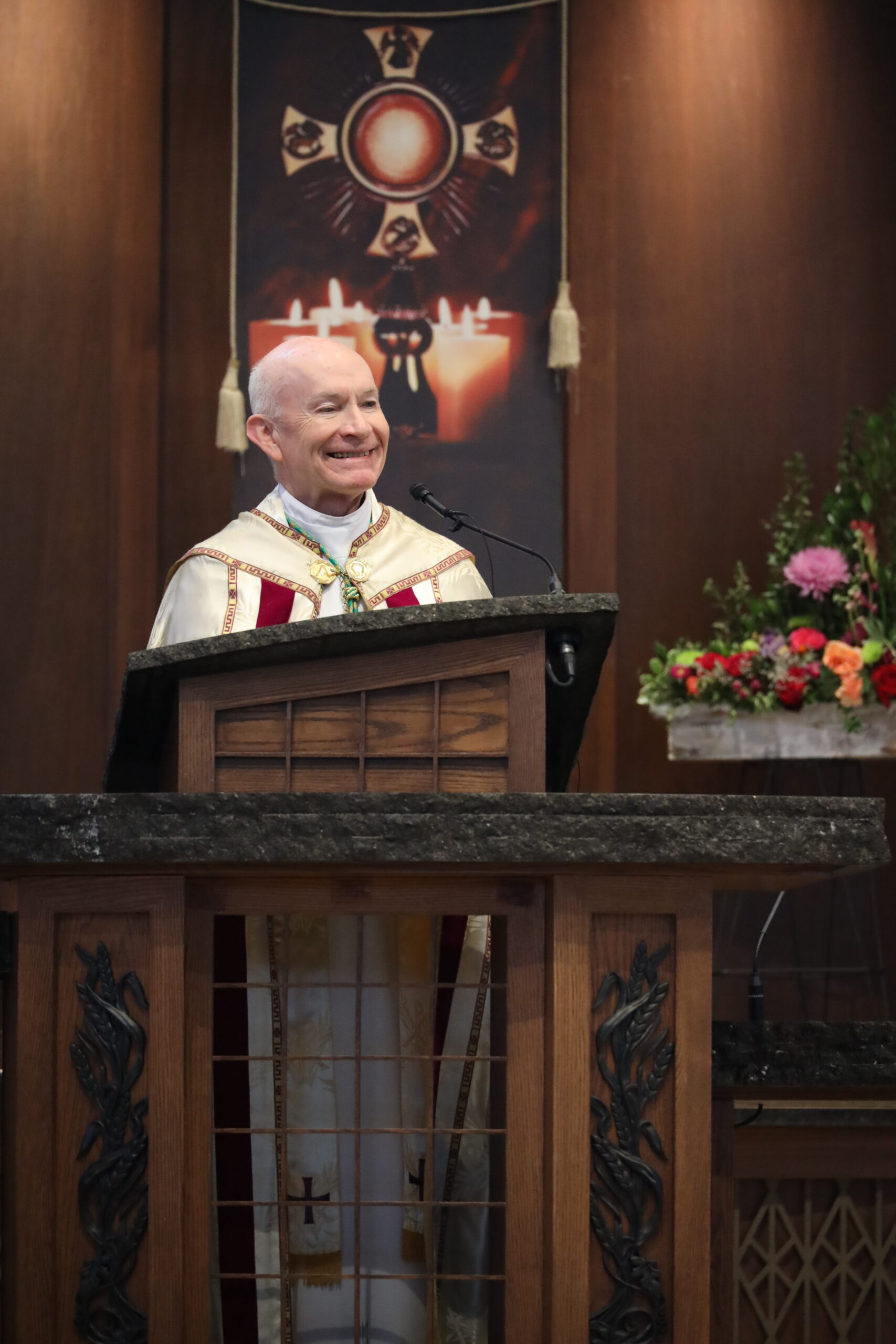 'He's really here': 1,000 Catholics adore Eucharist in Omaha - The ...
