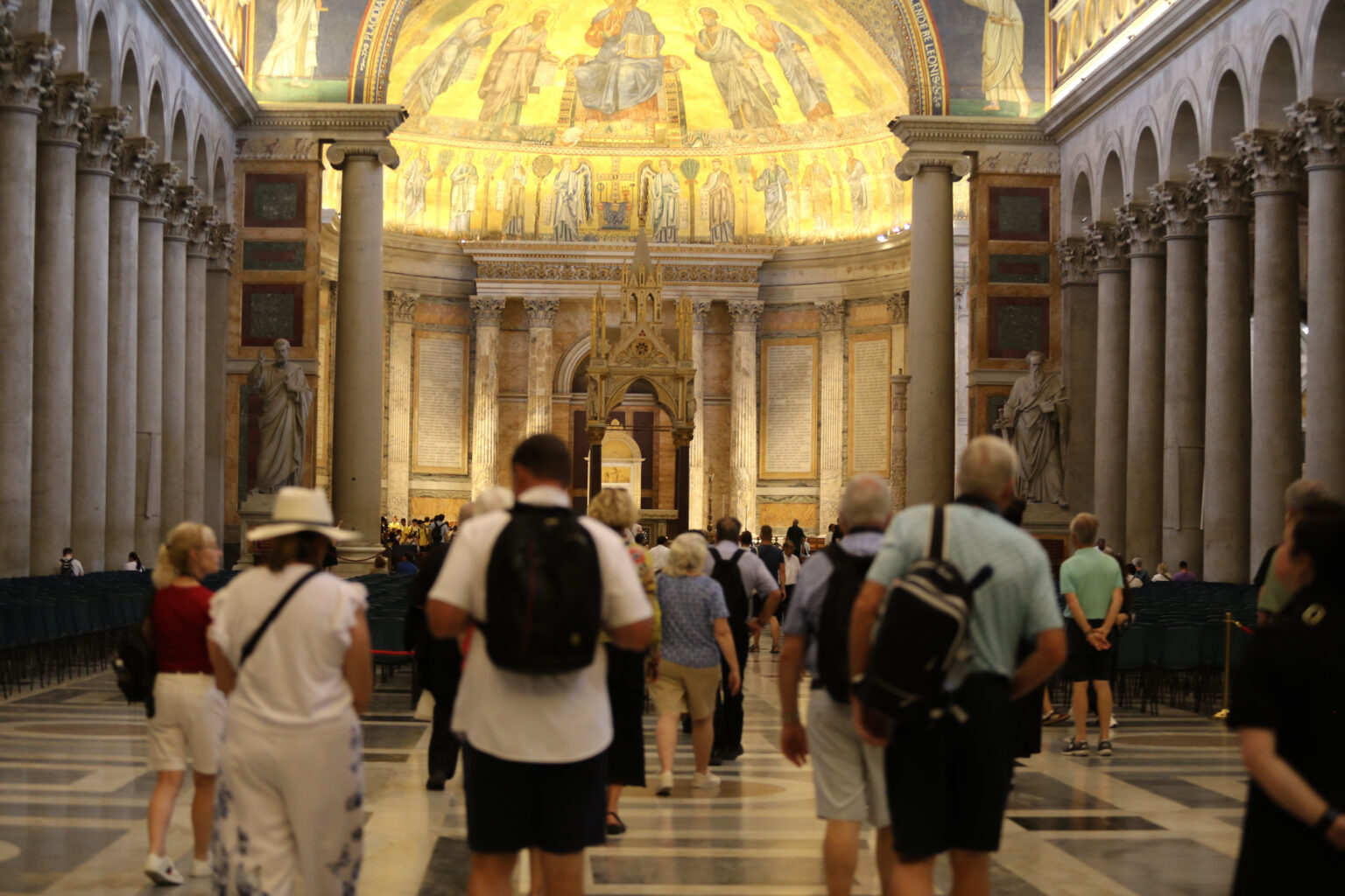 ARCHBISHOP IN ROME: Archbishop receives pallium from Pope Leo XIV ...